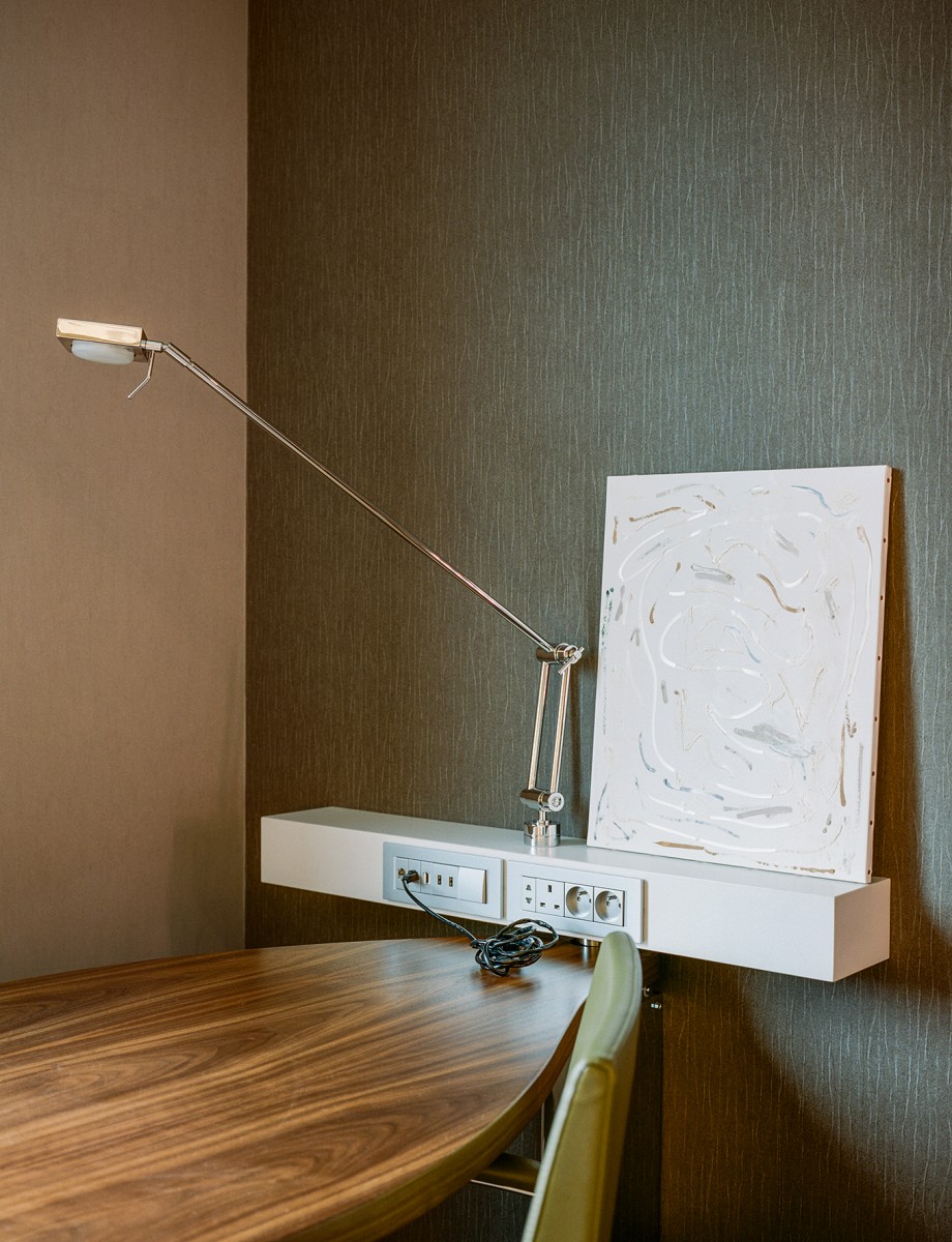 Pullmann / with Adrian Buschmann – Hanna Putz